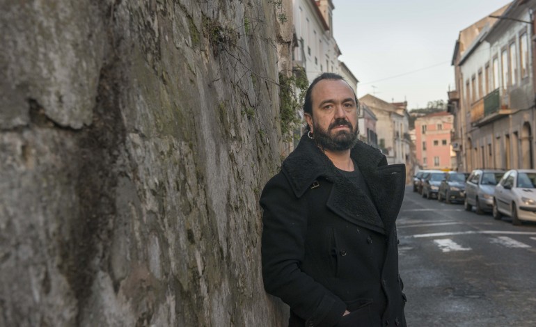 Jornal de Leiria - Fernando Ribeiro: “As pessoas estão encrespadas ...