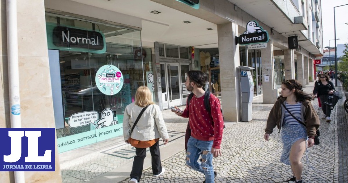 Jornal de Leiria - Loja Normal abriu hoje na Avenida Heróis de Angola