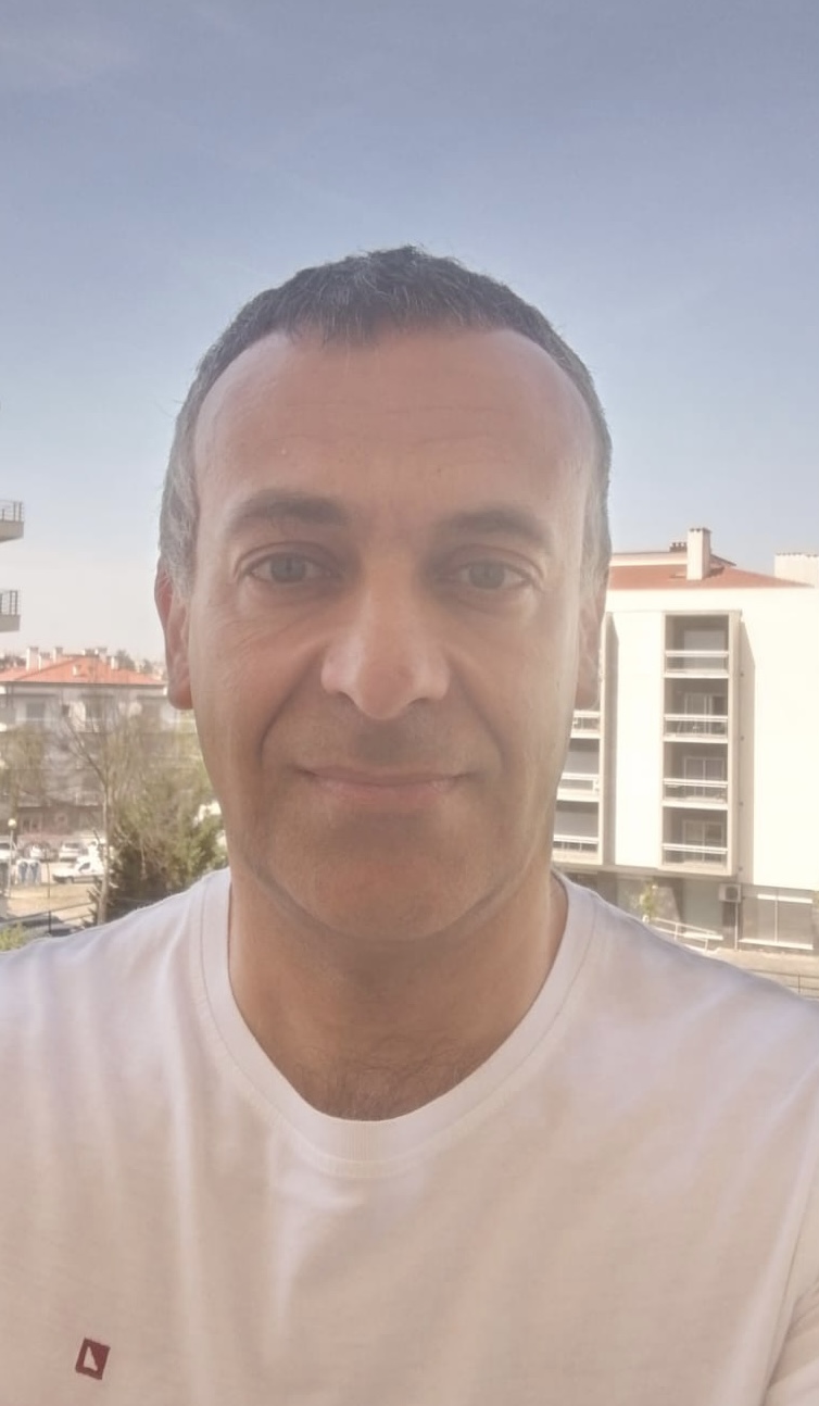 Jornal de Leiria - Portugueses do mundo