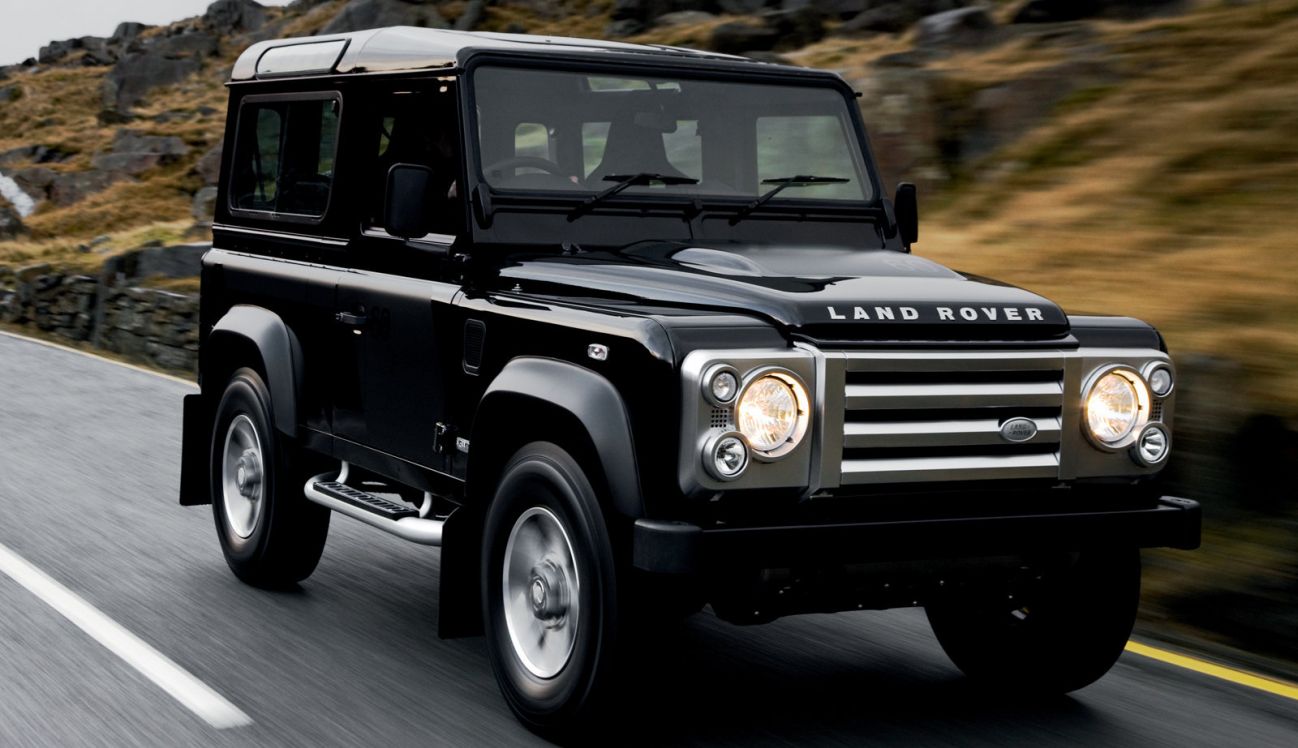 Jornal de Leiria - Jipes Land Rover tentam recorde para o Guiness