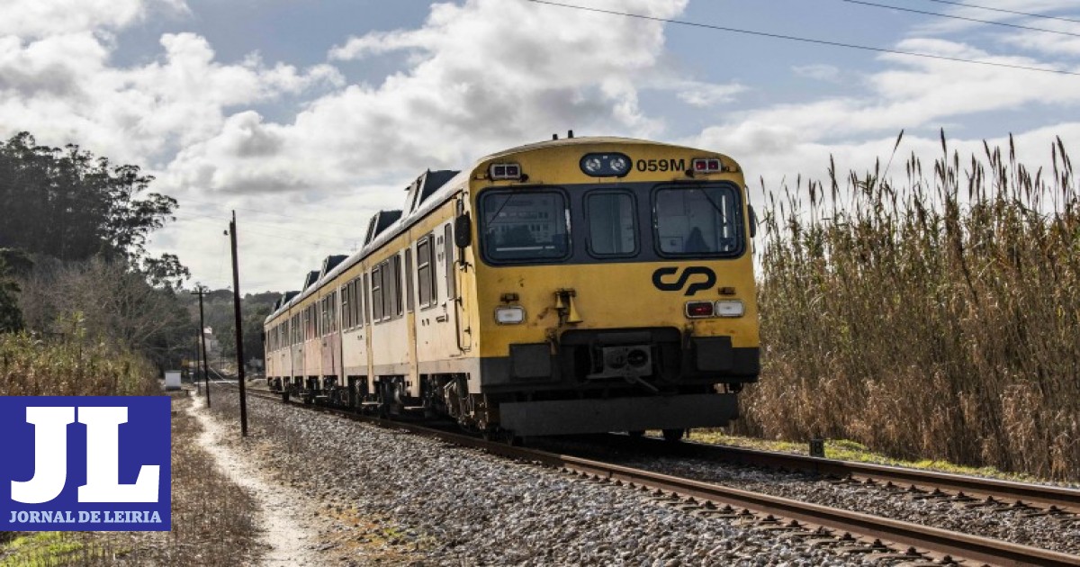 Jornal de Leiria - Linha do Oeste teve 79 comboios suprimidos em Dezembro
